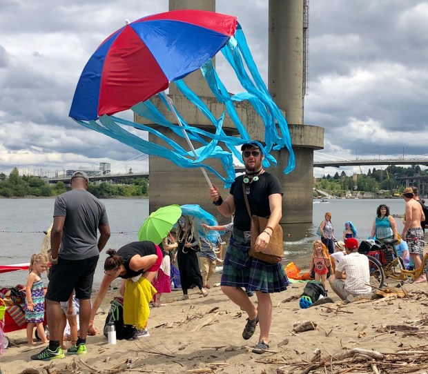Taking Me to the River: The Portlandia Mermaid Parade – Portland Orbit